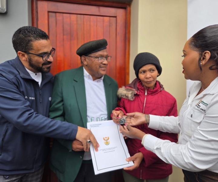 Provincial Minister Simmers and Deputy National Minister Mahambehlala ...